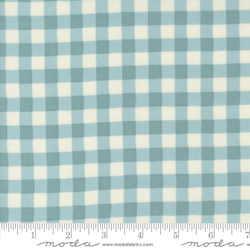 Willow's Farm - 56108-16- Gingham - Sky – Quilters Cupboard Uxbridge